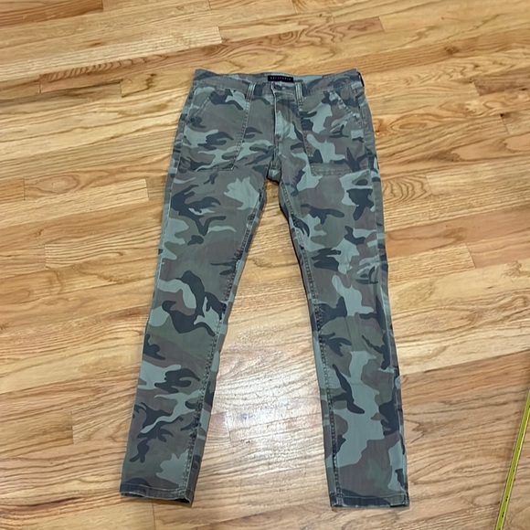 Sanctuary | Pants & Jumpsuits | Sanctuary 27 Camouflage Pants | Poshmark